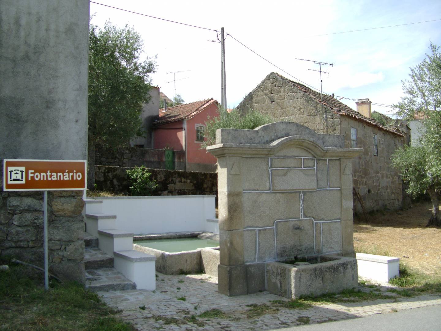 Fontanário de Cadoiço